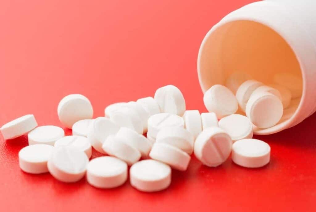 Side Effects of Percocet Abuse: Risks and Warning Signs